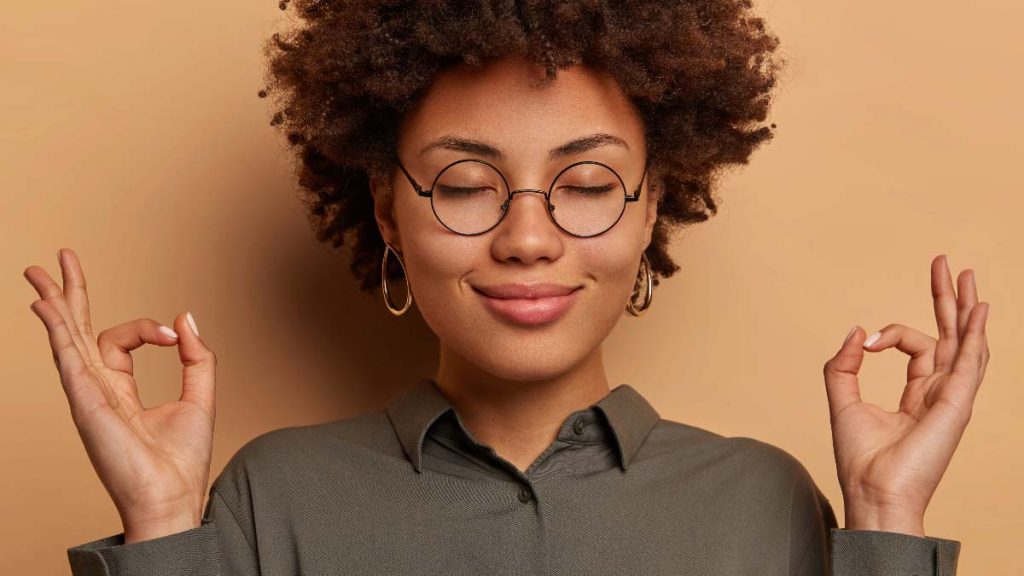 10 Techniques To Help You Clear Your Head Before Meditation ...